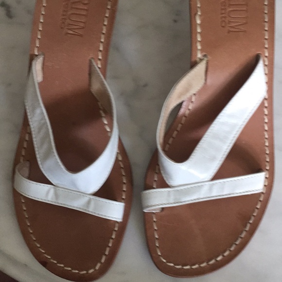 Corum Sorrento | Shoes | Corium Sorrento Italian Custom Made Sandals ...